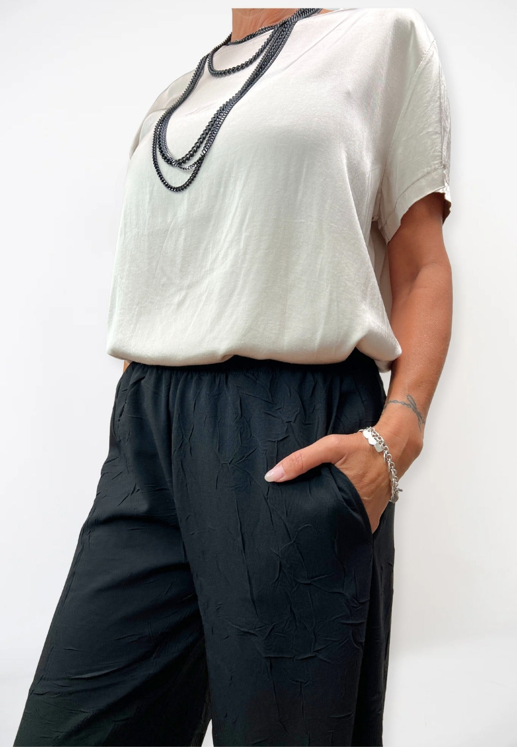 Palazzo Libera – Pantalone Effetto Stropicciato e Taglio Palazzo | Stuff Boutique – stuffboutiqueit